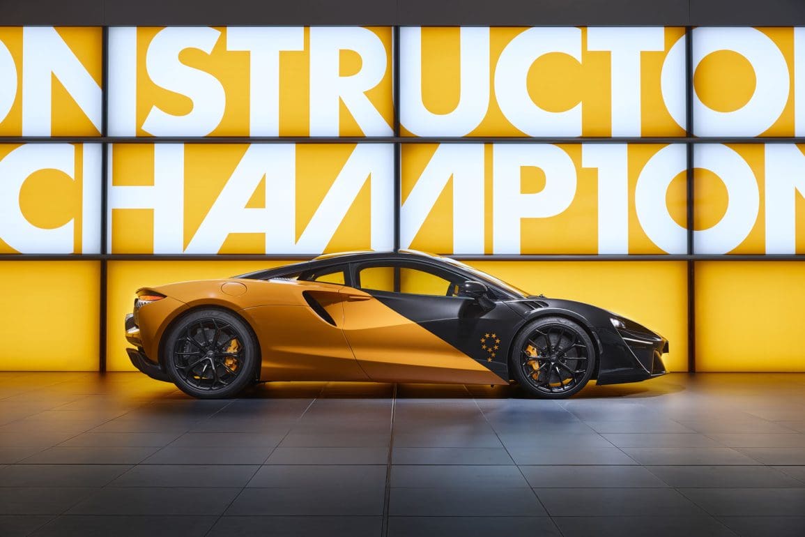McLaren’s MCL38 Celebration Edition Artura and 750S supercars