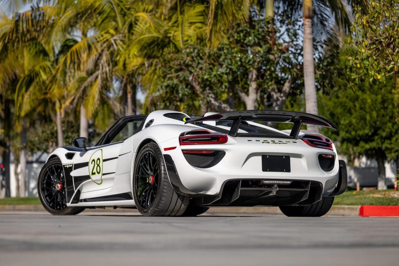 FOR SALE: 2015 Porsche 918 Spyder Weissach Package