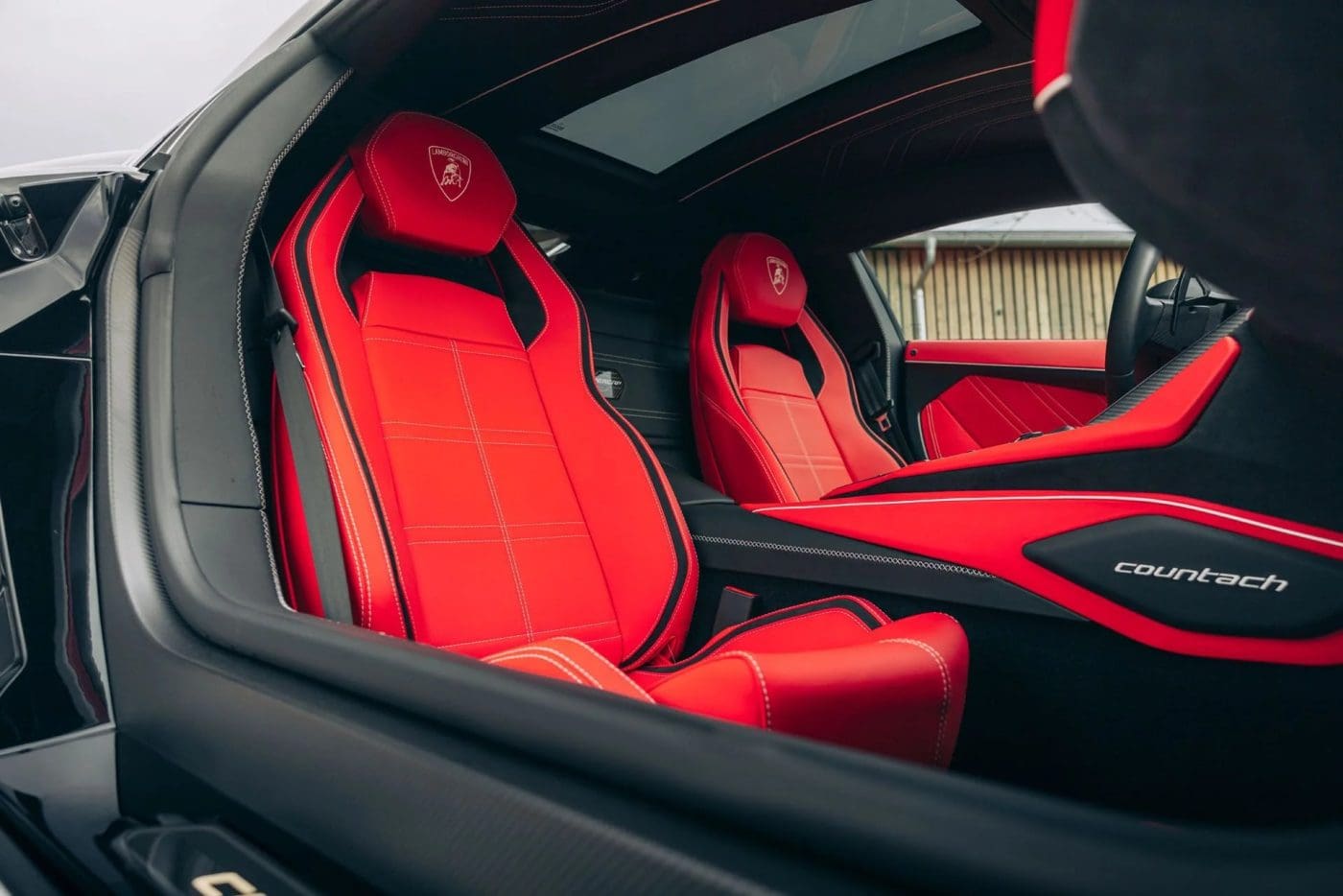 FOR SALE: 2022 Lamborghini Countach LPI 800-4