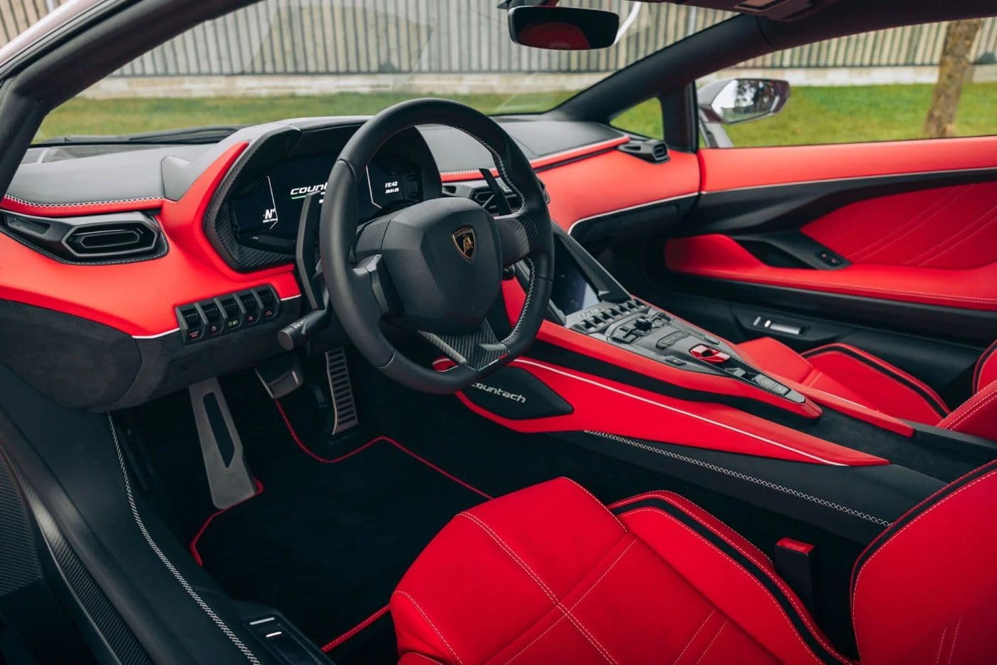 FOR SALE: 2022 Lamborghini Countach LPI 800-4