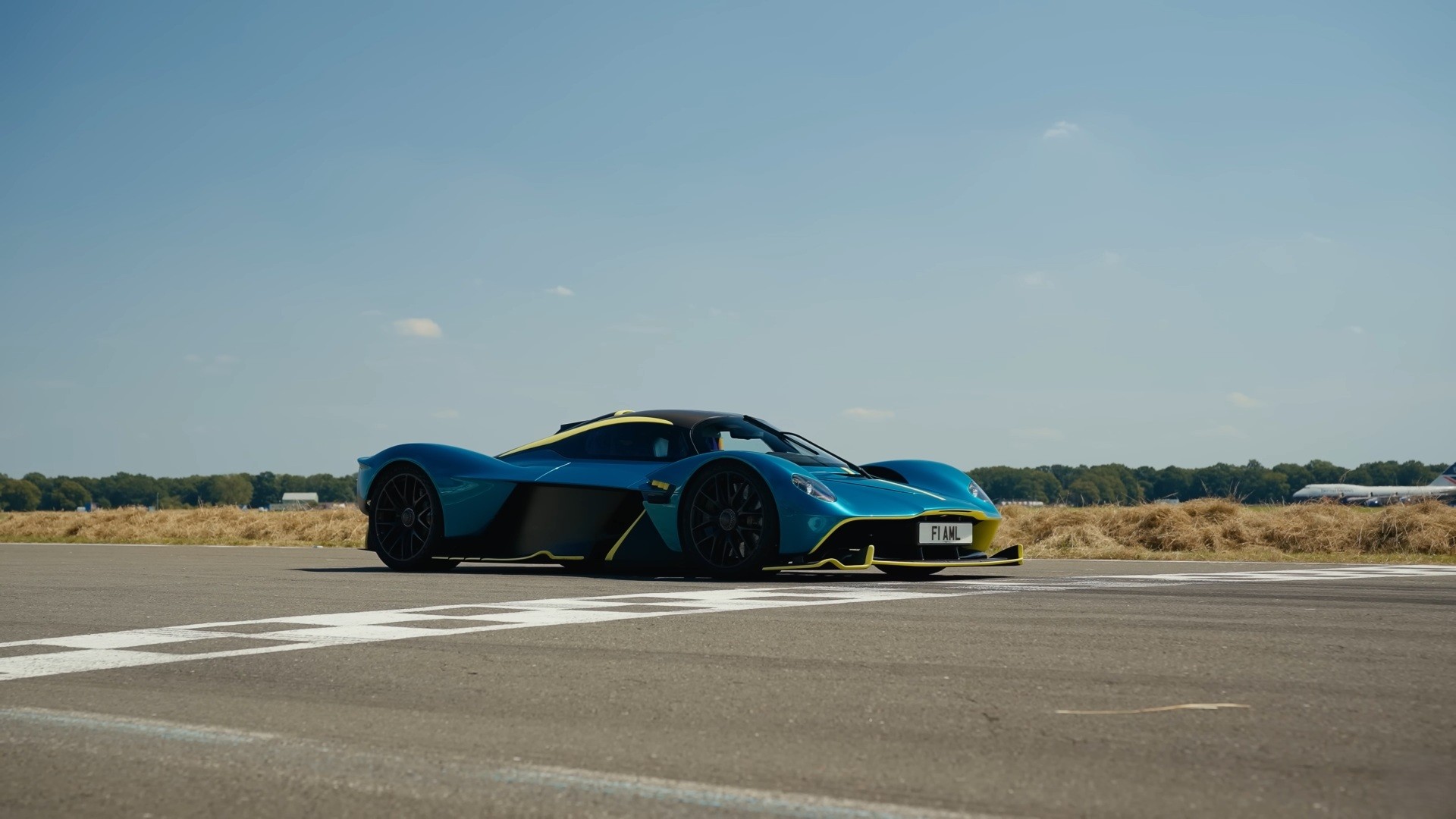 Aston Martin Valkyrie Sets New Lap Record on Top Gear Test Track