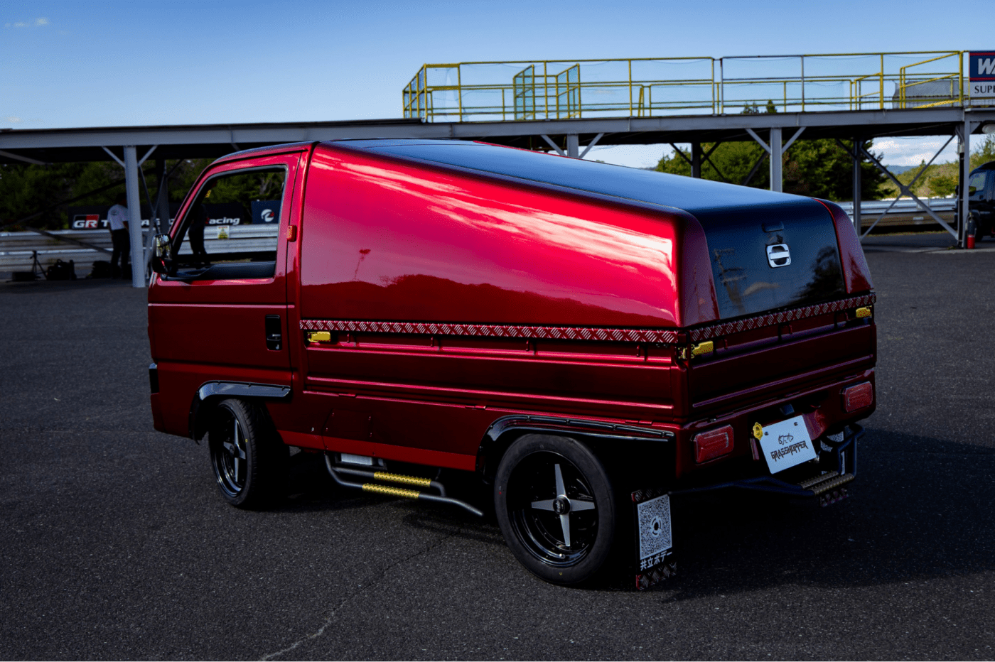 Next Level Custom Builds: From Kei Trucks to Lifted Porsches