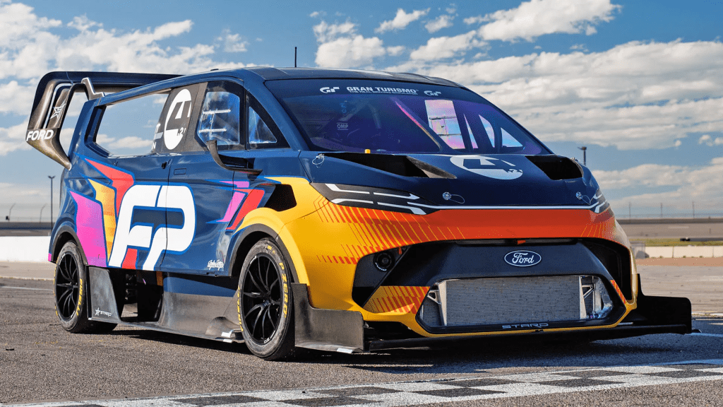 Next Level Custom Builds: From Kei Trucks to Lifted Porsches