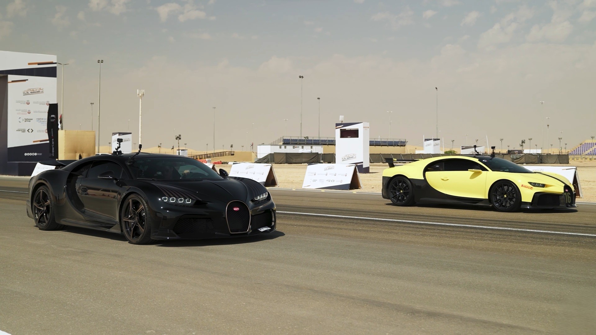 DRAG RACE: Chiron Super Sport vs. Pur Sport