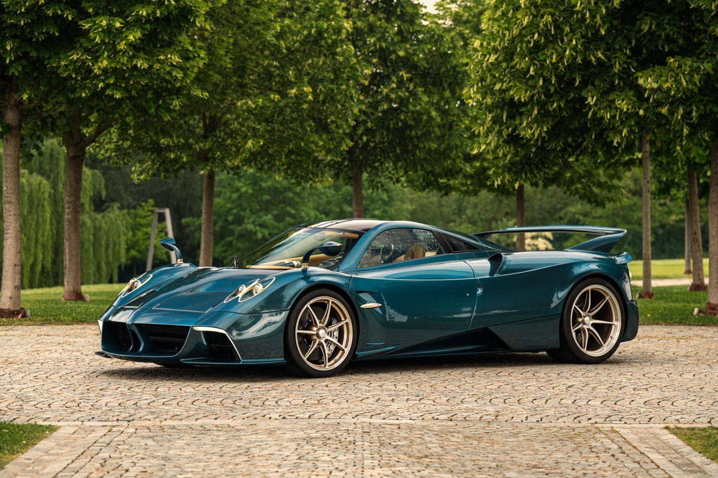 Pagani Automobili Returns To Lake Como