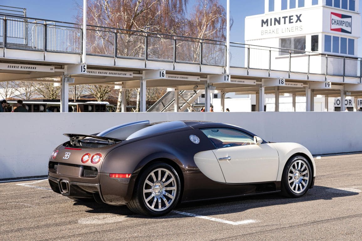 Low-Mileage 1-Owner Bugatti Veyron Heads to Auction