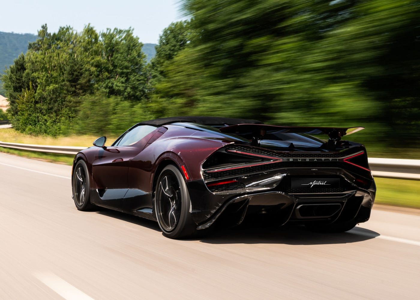 Bugatti W16 Mistral Perfection
