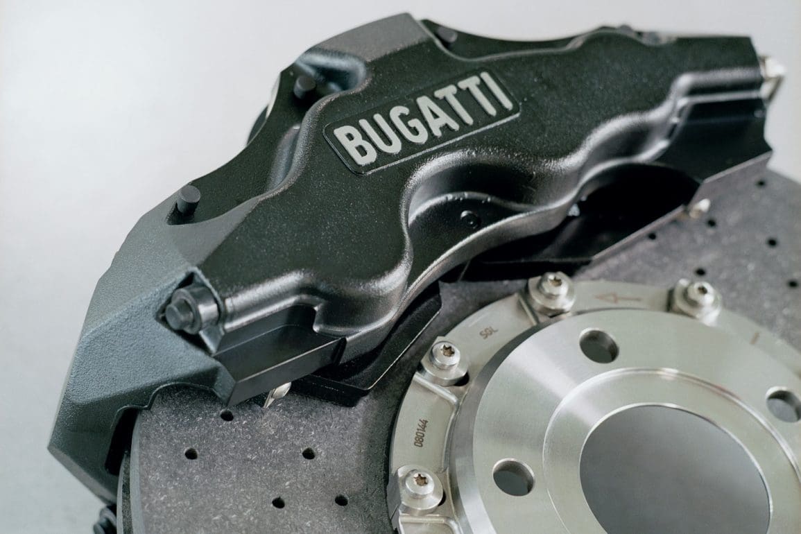 Bugatti Veyron's Engineering Genius