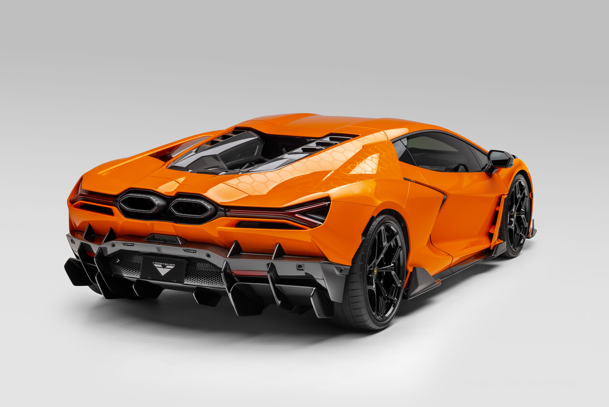 Vorsteiner's Aero Kit for Lambo Revuelto