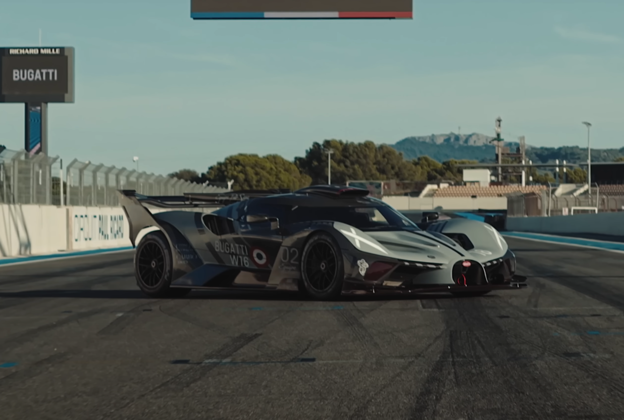 CAR Magazine Drives the 1,600HP Bugatti Bolide