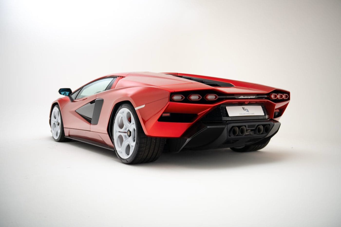 FOR SALE: 2022 Lamborghini Countach LPI 800-4