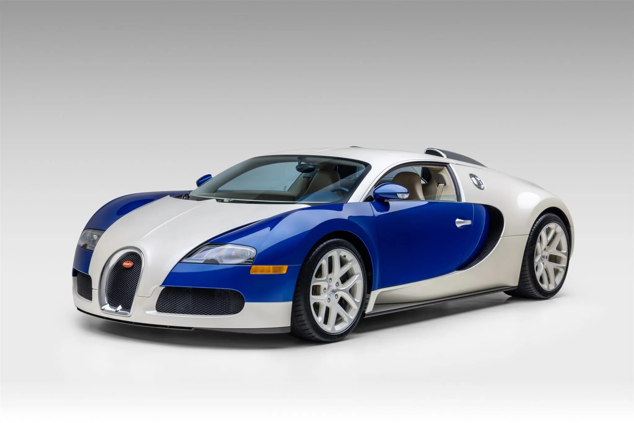 FOR SALE: 2006 Bugatti Veyron 16.4