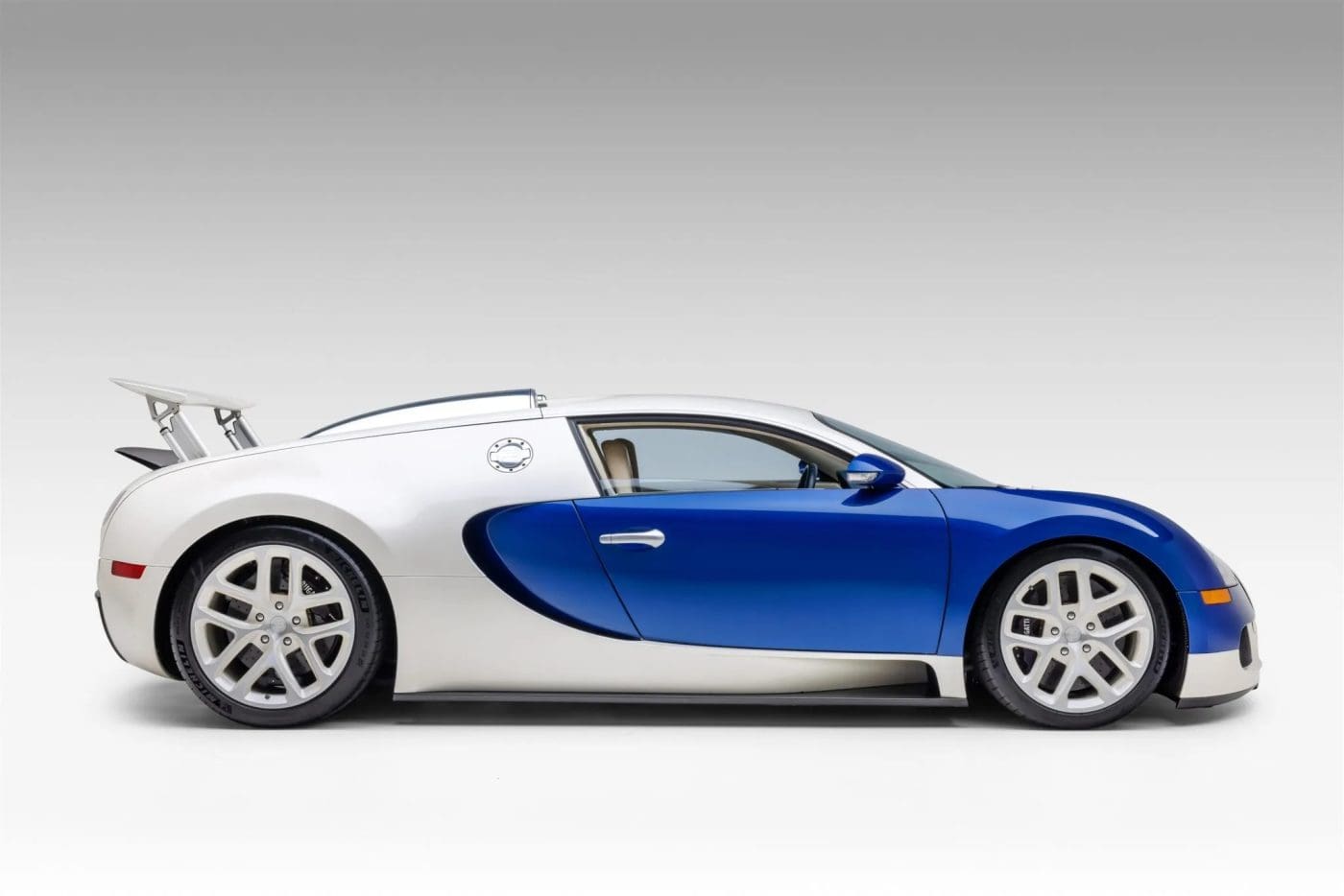 FOR SALE: 2006 Bugatti Veyron 16.4