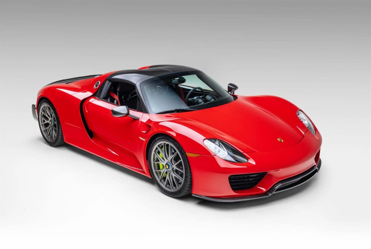 FOR SALE: FOR SALE: 2015 Porsche 918 Spyder Weissach Package