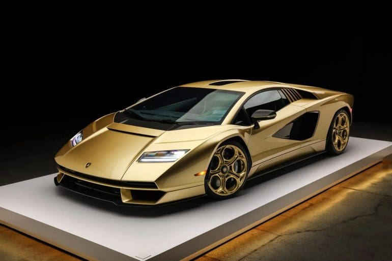 FOR SALE: 2022 Lamborghini Countach LPI 800-4