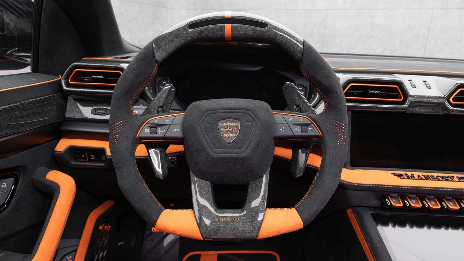 MANSORY unveils 1,100 HP Venatus SE based on Lamborghini Urus SE
