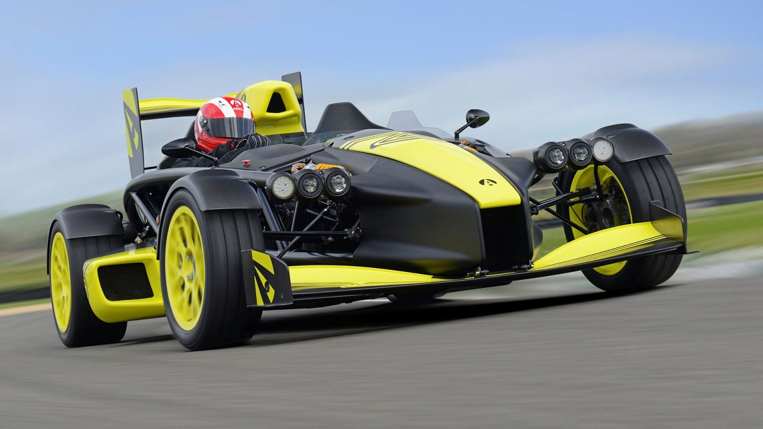 Ariel Atom 4RR unleashed: 525bhp, 780bhp/tonne and the most extreme ...